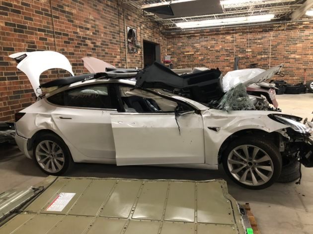 Coches eléctricos usados de Tesla almacenan datos sobre los antiguos ...